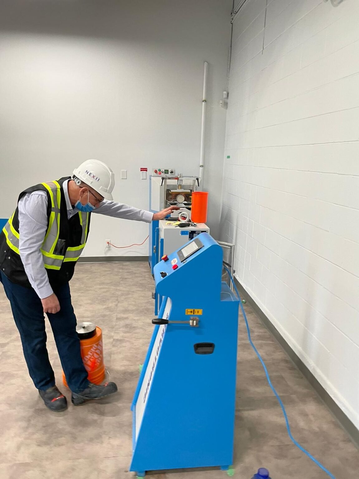 Fully Automatic Welded Frame Concrete Compression Machine 1200-3000kN ...